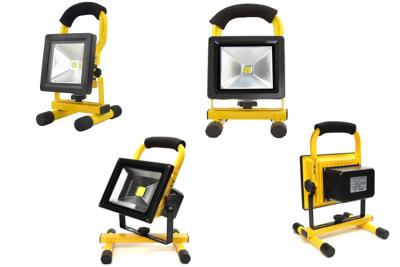 China Waterproof Ip65 Rechargeable Led Flood Lights Portable 10w 20w 30w 50w for sale