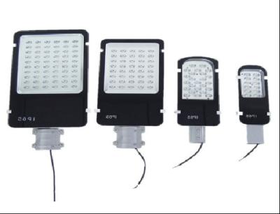 Cina Iluminazione pubblica solare 100w di alta qualità LED con l'alto lume in vendita