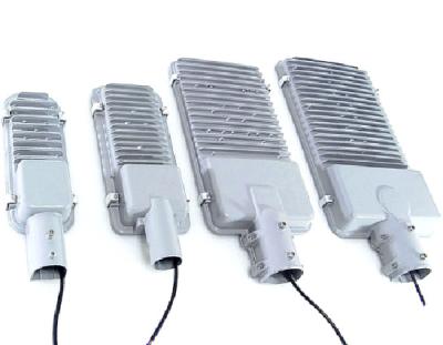 中国 高い内腔の良質LEDの太陽街灯100w 販売のため