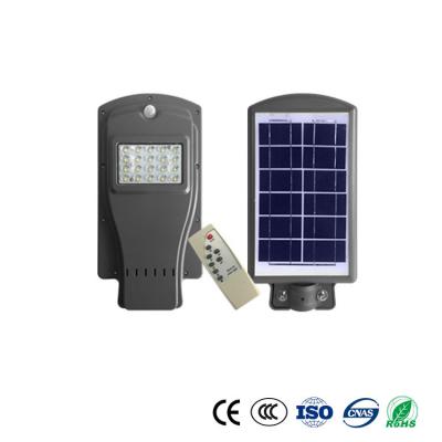Cina 20W tutto in iluminazioni pubbliche alimentate solari Smart di un LED e lampada solare fuori della porta intelligente in vendita