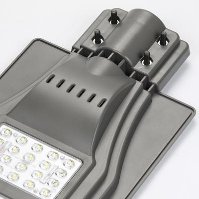 Cina 100lm/batteria 40W tutto litio 12AH di W in un pannello solare del polisiliconico dell'iluminazione pubblica solare in vendita