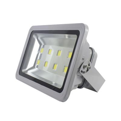 Cina L'uso di Gaden pressofusione l'alloggio di alluminio 100W 150W 200W ha condotto la luce di inondazione della pannocchia all'aperto impermeabilizza in vendita