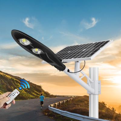 Cina 30W 50W 100W High Performance Aluminum Housing steel Solar power Led Street Light IP65 in vendita