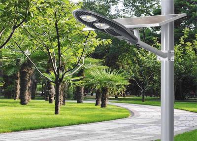 Cina alluminio impermeabile dell'iluminazione pubblica di 50w IP65 LED che alloggia acciaio con il pannello solare in vendita