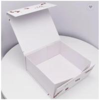 China Biodegradable Disposable Paperboard Boxes Handmade Underwear Magnetic Folding for sale