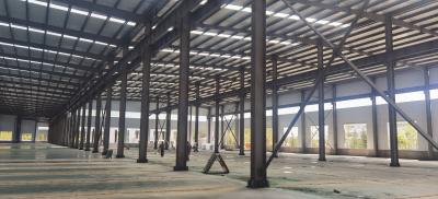 Cina Costruzione di laboratori prefabbricati in metallo per colonne di travi di acciaio su misura in vendita