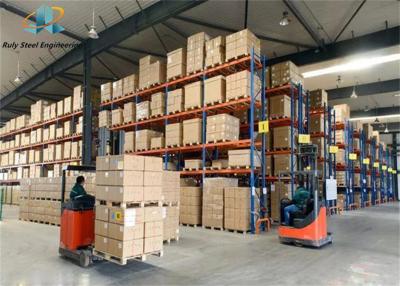 Cina Q355B Edificio di struttura in acciaio prefabbricato - Assemblaggio rapido - Magazzino di struttura in acciaio per soluzioni di stoccaggio efficienti in vendita