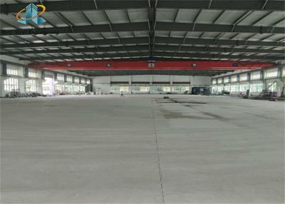 Cina Q355B Edificio di struttura in acciaio prefabbricato - Assemblaggio rapido - Magazzino di struttura in acciaio per soluzioni di stoccaggio efficienti in vendita