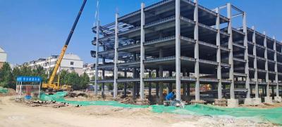 Cina Low Price China Easy Assemble Custom Metal Steel Structure Pre-Assembled Warehouse in vendita