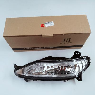 Cina 6V Voltage Natural White Fog Light for JAC S3 Front/Left/Right in vendita