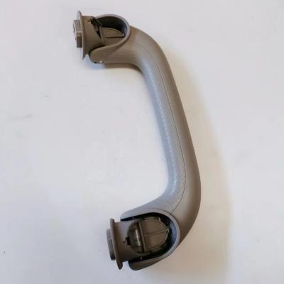 Cina Auto Parts Number 5702700U3400 for JAC S4 Right top armrest assembly OE NO. 5702700U3400 in vendita