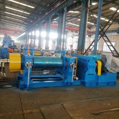 Cina frantumatore di gomma del rotolo del miscelatore 37Kw due del mulino del diametro di 400mm in vendita