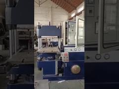 De Rubberbal die van Ce tot de Pers van de Machinevulcanisatie Rubberproces maken Machine