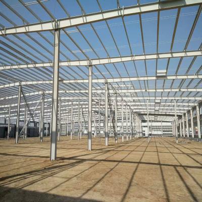 China Großflächige Stahlrahmenbauten Bauarbeiten Fertigbauten Metalllager zu verkaufen