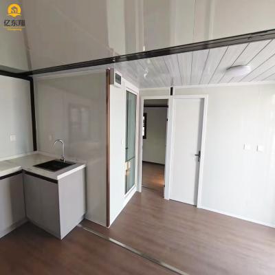 China 20ft 40ft Double Wing Folding Prefabricated Container House for sale