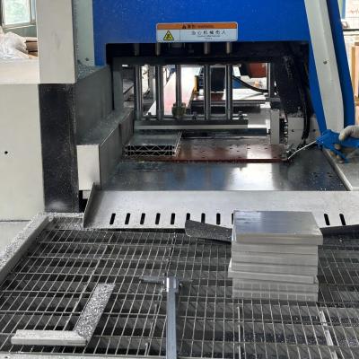 China High Strength 6063 Aluminum End Plate For Battery Modules Optimized Wall Thickness for sale