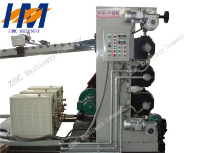 Cina Il PVC gemella la linea di produzione di plastica dello strato dell'espulsore 250 kg/h di capacità elevata in vendita