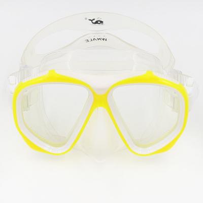 China Colorful Professional Silicone Free Diving Mask with Tempered Glass Lens for sale