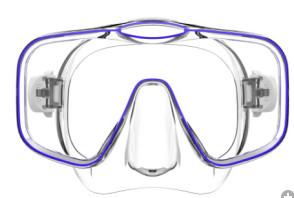 China Profrssional Silicone Clear Free Diving Mask with Tempered Glasses Lens for sale