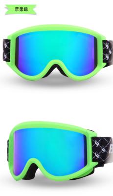 China Custom Dual Adjustment Anti UV Green Snowboard Goggles for Men for sale
