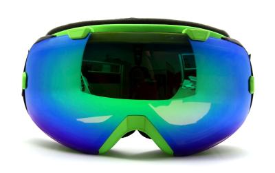 China Double Lens green Mirrored Ski Goggle three layer foam for adult for sale