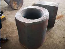 China API 6A Forging Raw Material AISI 4130 75K OD 680mm ID 335mm x 570mm length for sale