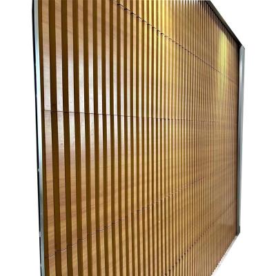 Chine Porte en aluminium de garage d'installation facile avec la résistance aux intempéries à vendre