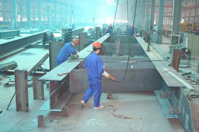 Chine Fabrication en acier industrielle modulaire de bâtiments selon vos dessins à vendre