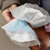 China 3-Ply Disposable Face Mask 17.5x9.5cm with BFE>95% Filtration for Construction Safety for sale