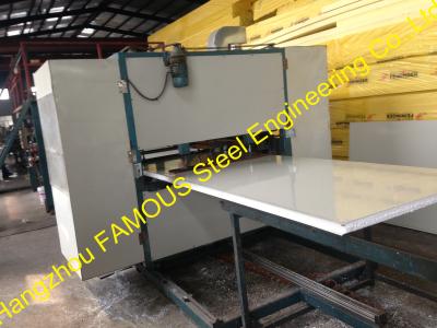 China Glass Wool Insulated Sandwich Panels For Prefabricated House for sale