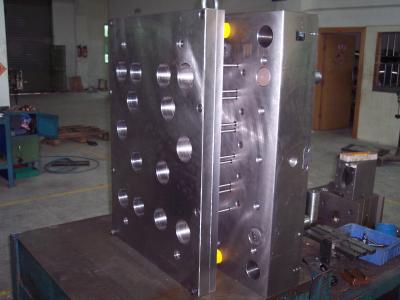 China YUDO Epoxy Resin Phone Case Mold , DME Multi Cavity Injection Molding for sale