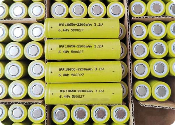 Quality 6.6A Discharge LiFePo4 Battery 3.2V 2200mah Rechargeable Battery 2000 Cycles for sale