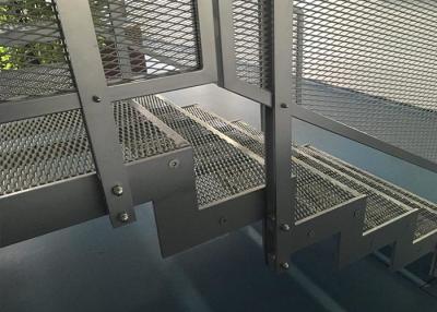 China Stainless Steel And Galvanized Steel Expanded Metal Grating For Secure Walking Or Stair Treads for sale