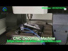 1000 - 6000 mm/min Machine à fressage CNC pour pièces de coulée sous pression en alliage d'aluminium
