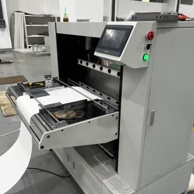 中国 フィルター紙折りたたみ機械シリーズ 機器 給餌速度0.5m 販売のため