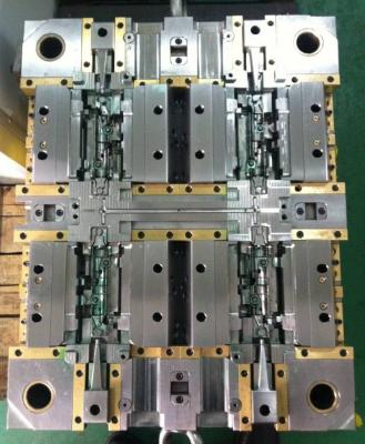 Cina parti dello stampaggio ad iniezione di precisione dell'ABS pp di 120*60*30mm in vendita