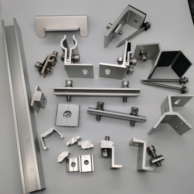 H-Beam Solar Grounding Clip product close-up view