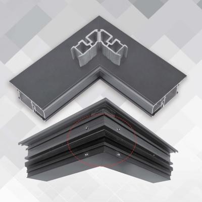 Cina Fuscolo per finestre in alluminio per hardware Fuscolo per finestre in alluminio per giunti OEM 45 gradi in vendita