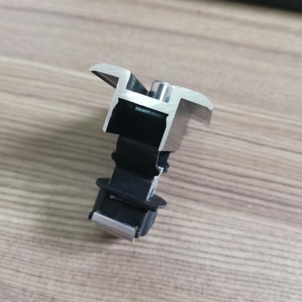 Quality Solar Panel Mounting Aluminium Hardware Rail Connector In Modern Solar System for sale