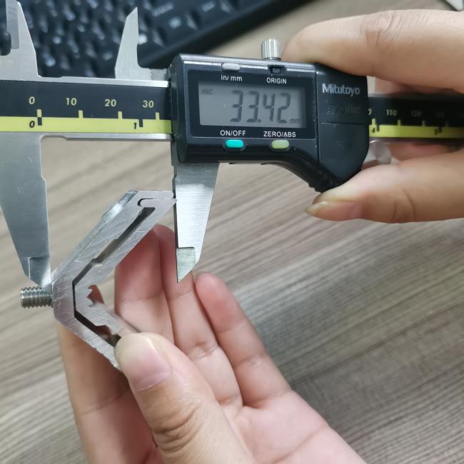 Custom aluminum V-shaped corner joint for office partitions