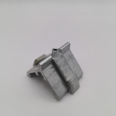 Cina Connettore per finestre e porte in alluminio da 45° per sistemi scorrevoli, raccordo angolare con foro quadrato in vendita