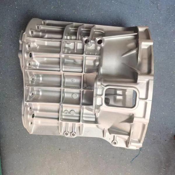 Quality Shacman Dongfeng HOWO FAW Heavy Duty Truck Transmission Housing Gearbox for sale