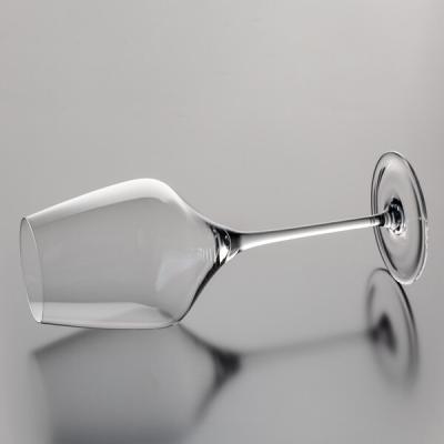 China De met de hand gemaakte 600ml-Glas het Drinken Glazen van Drinkbekerscrystal long stem red wine Te koop