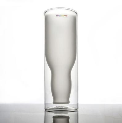 Cina Vetro di birra capovolto inciso 18 once del borosilicato del bicchiere doppio in vendita