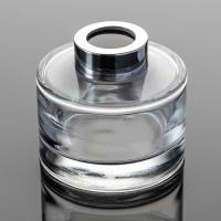 China 150ml Clear Empty Glass Diffuser Bottles Home Decoration With Lids for sale