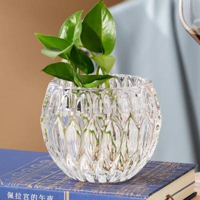 Cina Altezza votiva del supporto di candela di lacrima libera di Crystal Home Decoration Glass Lead 8.8cm in vendita