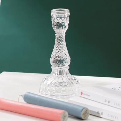 Cina Il chiaro vetro Crystal Taper Candlestick Holders Diamond della depressione modella a 6,5 pollici in vendita
