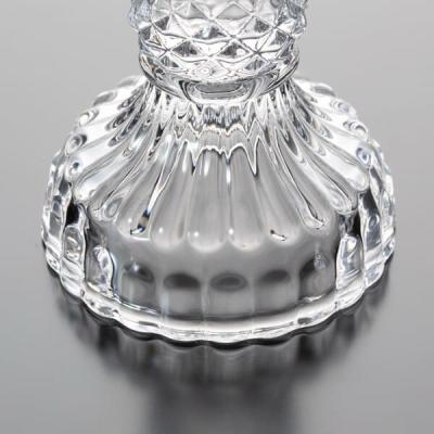 Cina Il chiaro vetro Crystal Taper Candlestick Holders Diamond della depressione modella a 6,5 pollici in vendita