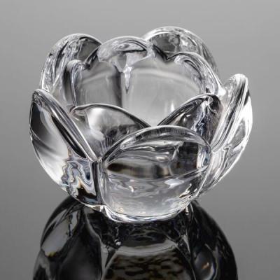 Cina Supporti di candela votivi di Lotus Flower Clear Crystal Glass Tealight senza piombo in vendita