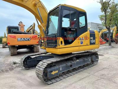 中国 日本から輸入されたコマツーPC130-7掘削機 13トン 600作業時間 0.6バケツ容量 販売のため